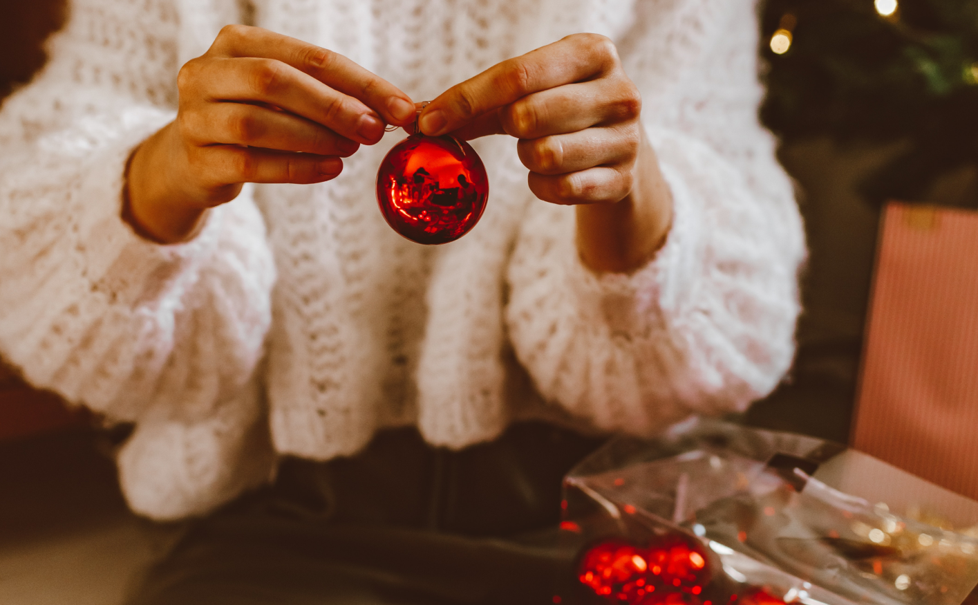 Christmas Party Decorations & Cocktails | Eager Juice – EAGER